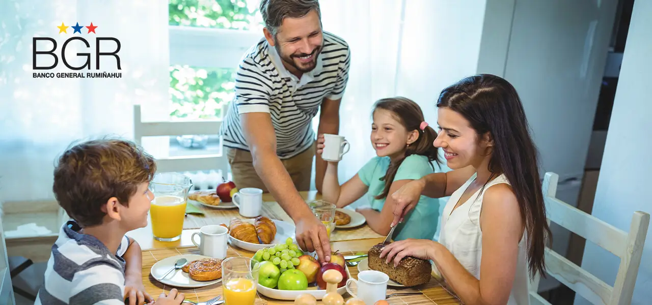 BGR Banco General Rumiñahui - Nueva economía familiar, oportunidades y ...